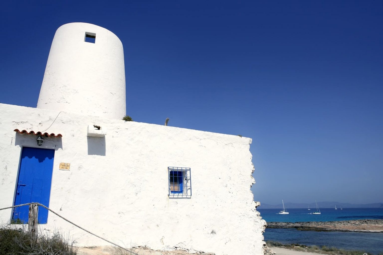 Explore Formentera: Vineyards, Markets and Unique Sunsets